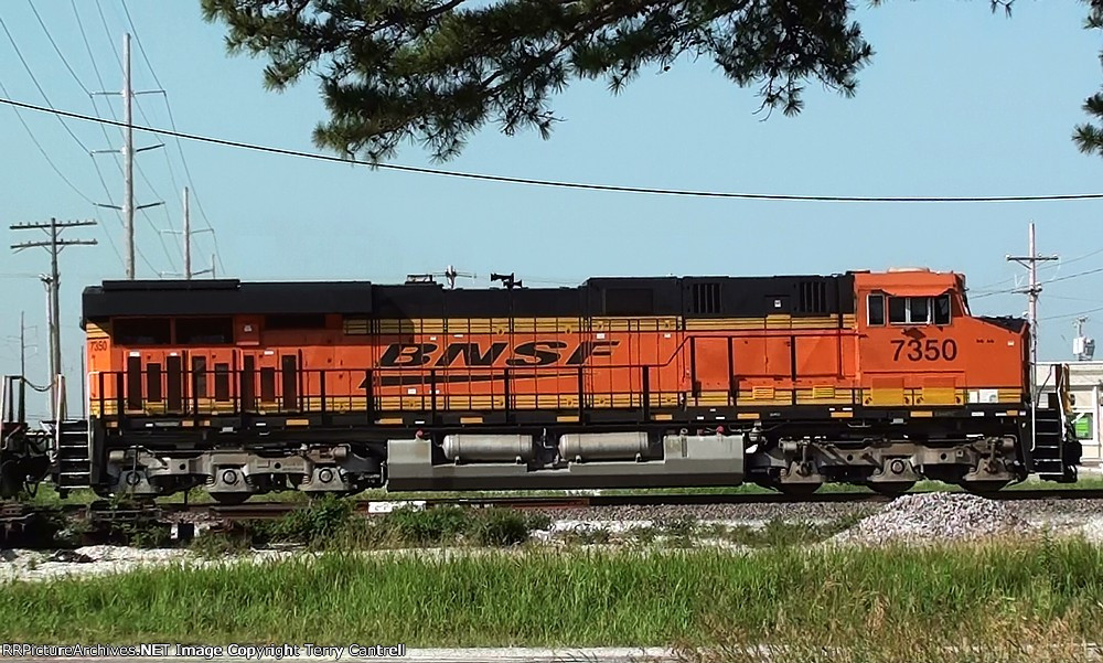 BNSF 7350